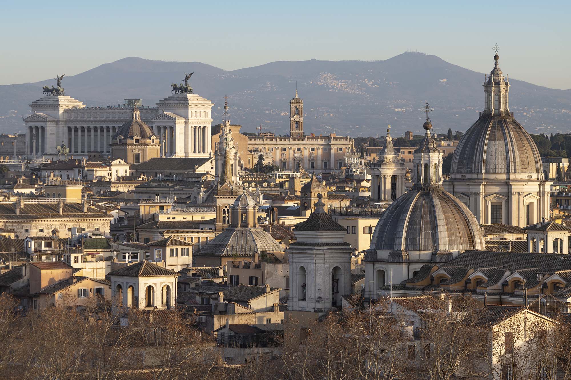 Bodyguard in Rome: Expert Protection Services - Acies International